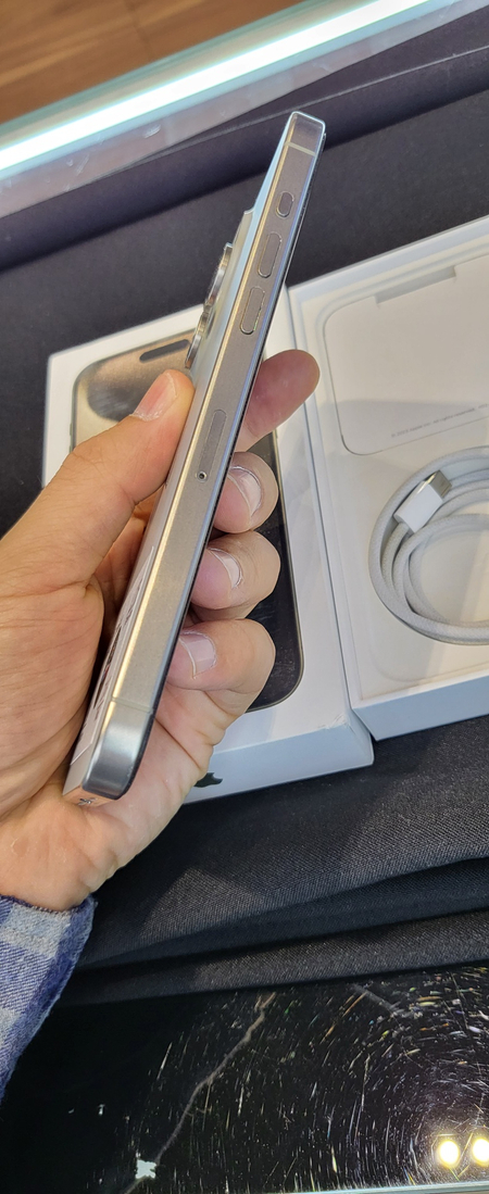 Iphone 15 pro max 1 TB 99% dual sim в идеальном состоянии
