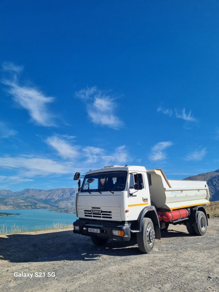 Kamaz samosval sotiladi