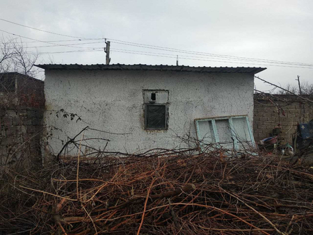 продается  дом  в  кибрайском  районе