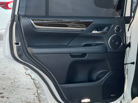 Lexus LX 570 продаётся