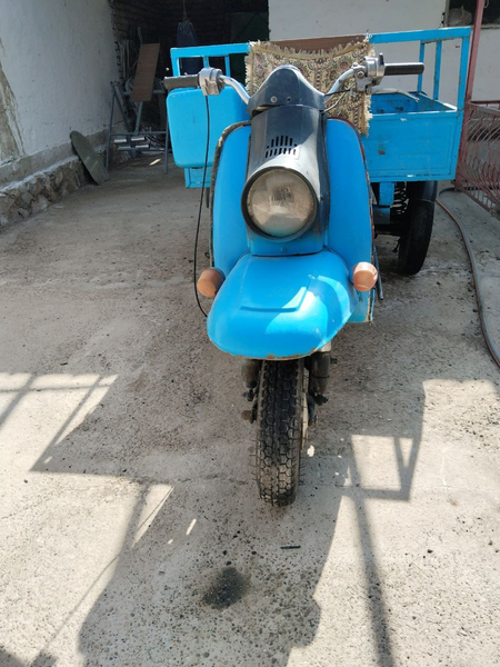 Муравей мотороллер сотилади