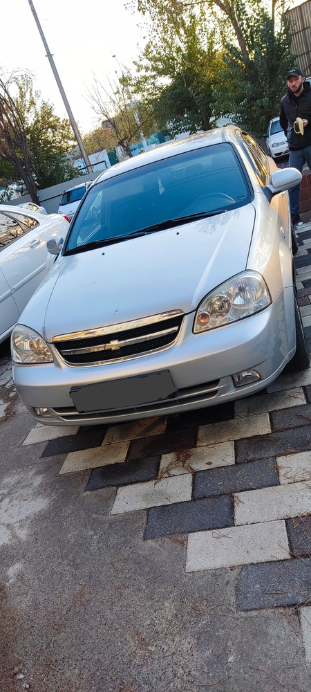 Продаётся lacetti 2010 года Пропан новый.