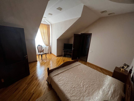 Продается Евро дом Ор-р: Бадамзар 350 м2