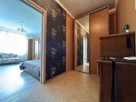 Сдам квартиру иностранцам, семье в центре