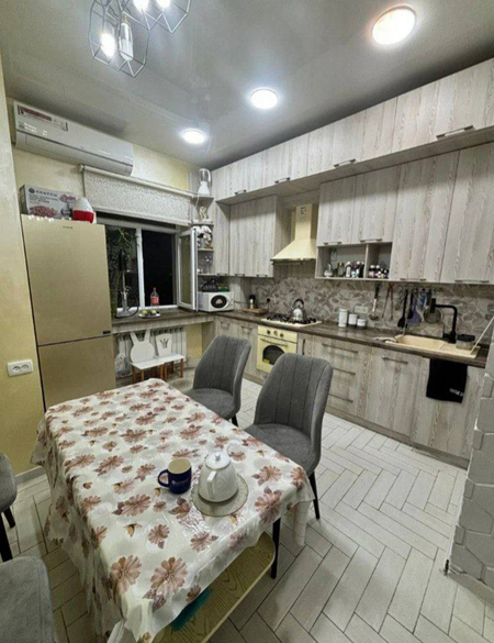 Чиланзар Е КВ Срочно Продается Квартира в Новостройке 2*3/9/10