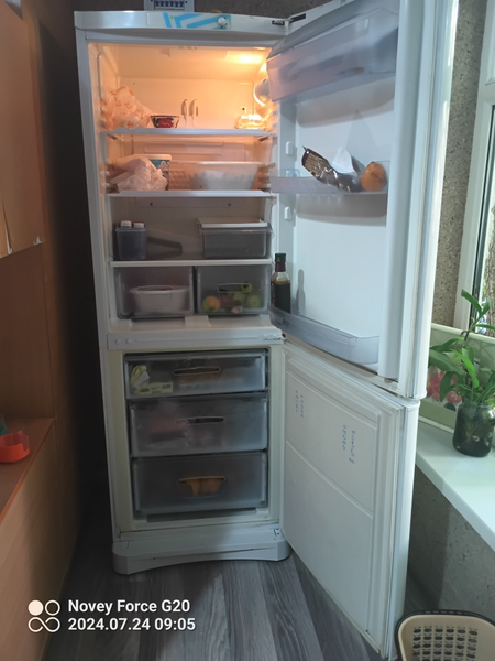 Indesit xolodilnek