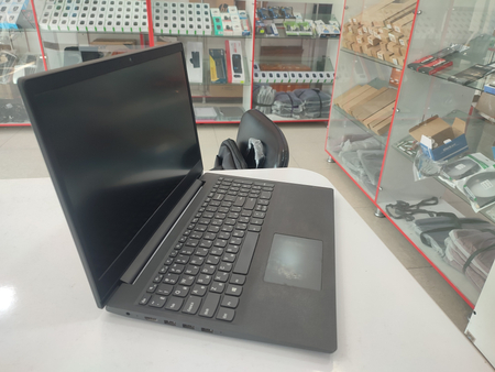 Lenovo core i3 SSD VA hdd dasturlash ishlarini qilish uchun