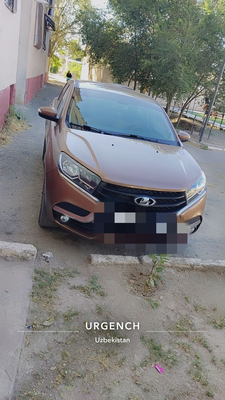 Продается ВАЗ (LADA) XRAY 1.8 2018 октябрь