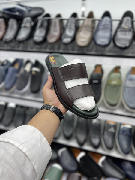 ZARA HaNd MaDe…….