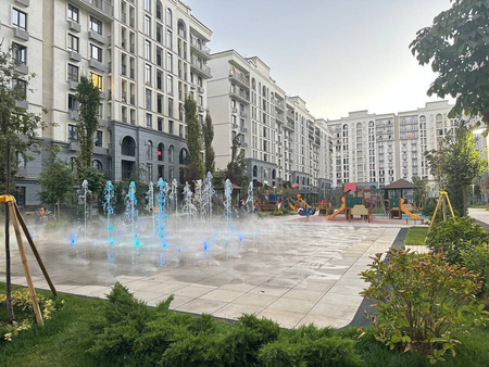 Maksim Gorkiy. Bòzbazar.4/3/4. 150m2.