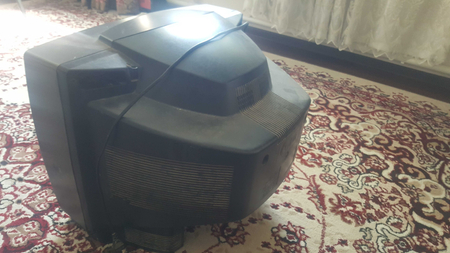 LG televizor sotiladi
