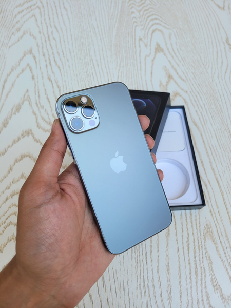 IPhone 12 PRO. Joyi 256 GB. Region Z/AA. Black Ideal. Karobka dok.