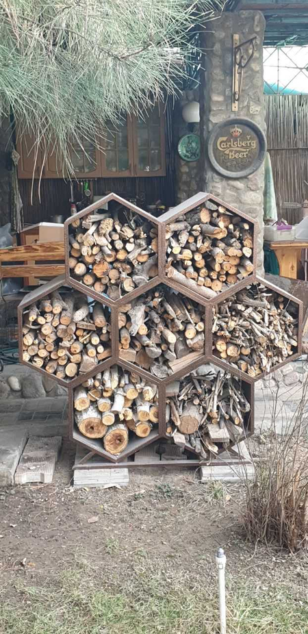 продается дровница