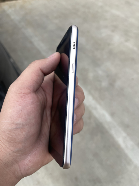 Samsung a8 32gb srochno