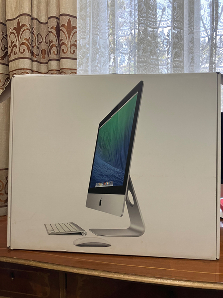Настольный моноблок iMac  Late 2013 год, размер - 21.5 inch
