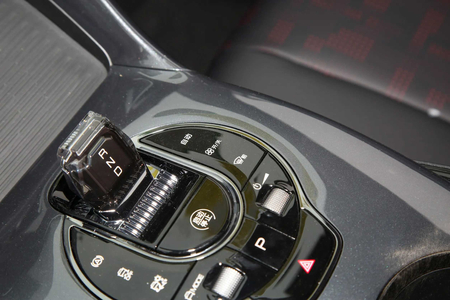 Совершенно новый электромобиль BYD e2