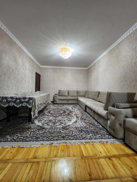 Сдается в аренду долгосрочно 4-комнатная квартира на Айбеке