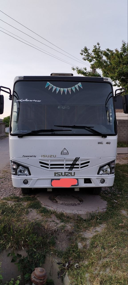 Автобус изузу сотилади