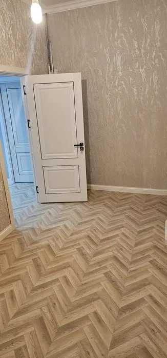 Продается современная 3-комнатная квартира в новостройке Юнусабада,