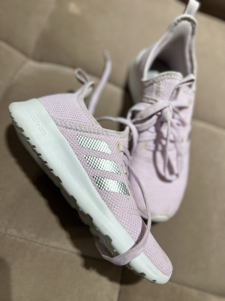 Оригинальные кросовки Adidas б/у