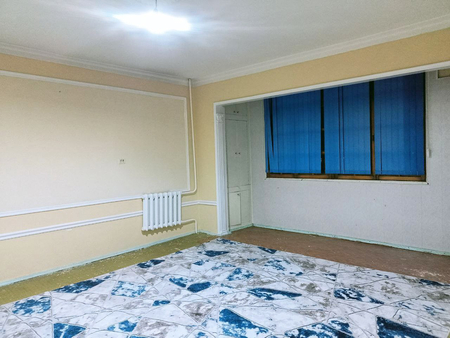 .Продам 2х3комнатную 58м2 общий коридор Коракамиш 2/5 разделный балкон