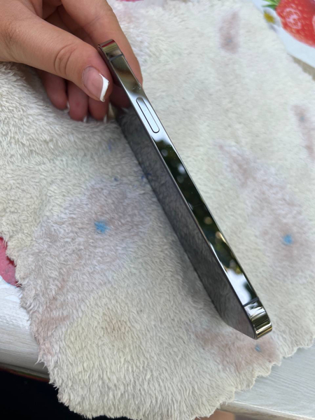 Iphone 12 pro продается