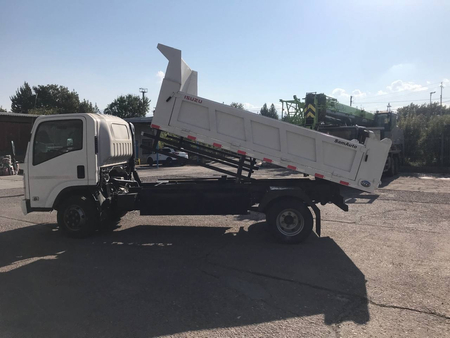 Isuzu samasval sotiladi