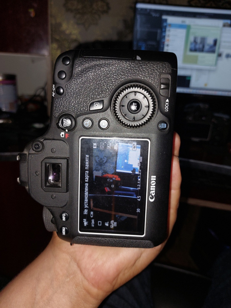 Canon 6d sotiladi