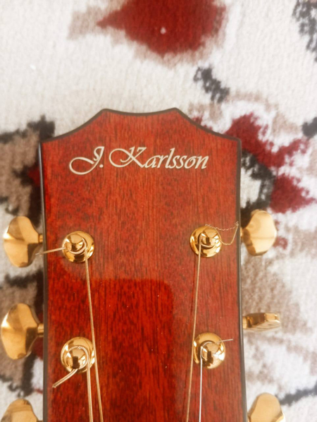 gitara  sotiladi