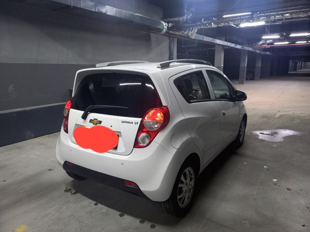 Spark sotiladi 2022 oq avt9mat