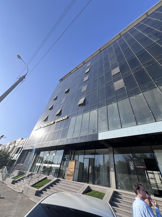 Продается нежилое помещение в бизнес центре с кадастром