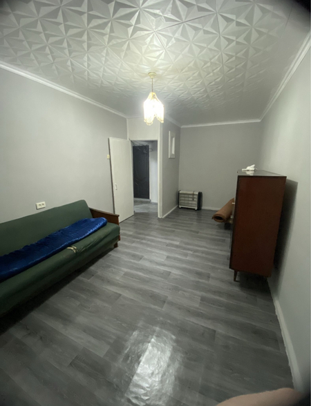 Продается квартира 1/1/4 Октябр базарчик