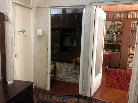 Срочно продаётся квартира 4/2/4 в Юнусабаде 11 квартл (149752)