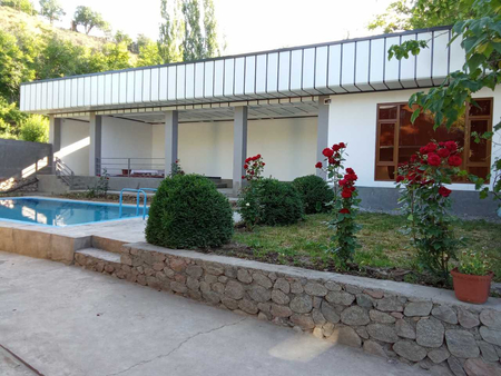 Oylaviy Dacha Burchmullada