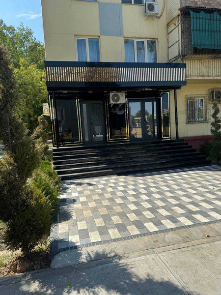 продается комерческое помещение 90 м2 Яшнабадский район
