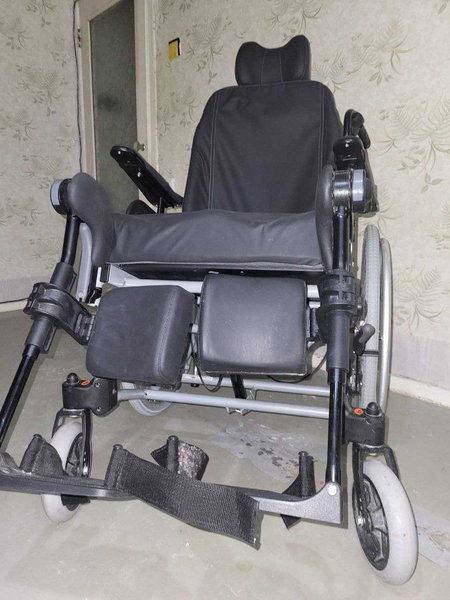 Инвалидная коляска Invacare Rea Clematis (Германия) с ручным приводом
