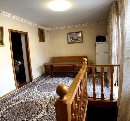 Продаётся дом. Мирабад район,Саракулька. Ор-р бывшая заправка Узгазоил
