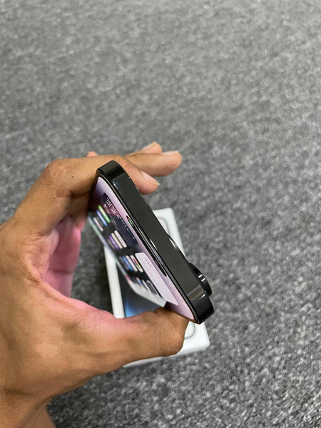 Iphone 14 Pro max LLA srochna sotiladi pul kerak