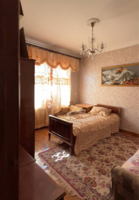 Продам квартиру 77 серия 2 Этаж Сквер 145 школа 2/2/5 Французкая посол