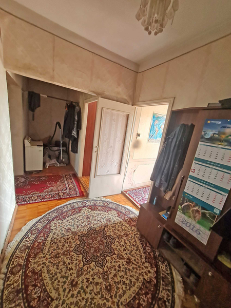 3-х ком квартира 3/5/5 Сергели-3. Ярмарка, Корзинка, метро Турон