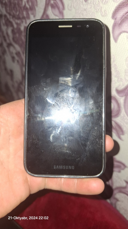 Samsung Galaxy j2 core.