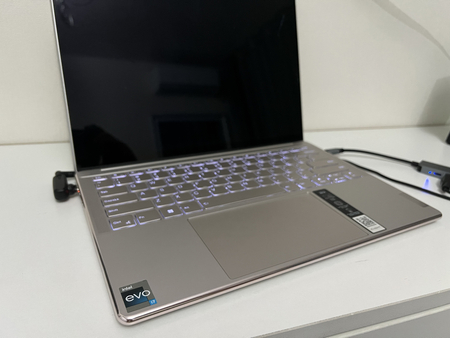 экран разбит полностью рабочий lenovo slim 9 core i7 1280p ddr5 32gb