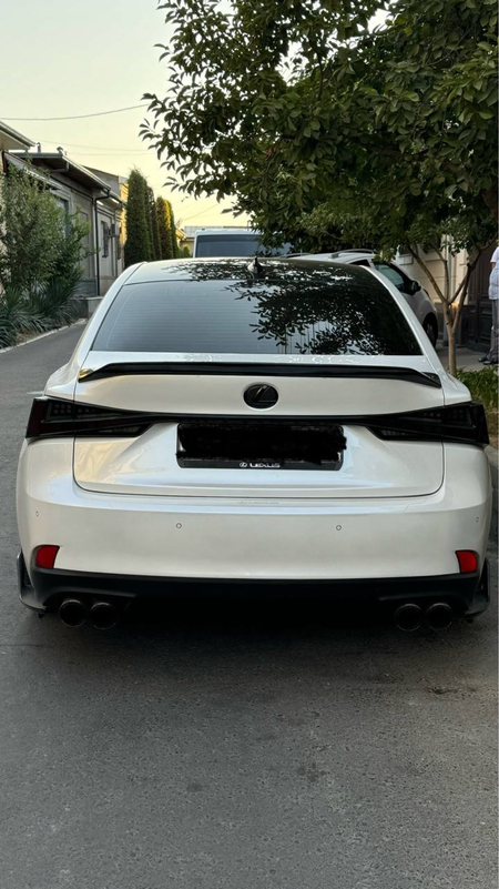 Продам Lexus IS F Sport 2.0 Turbo 2017 года
