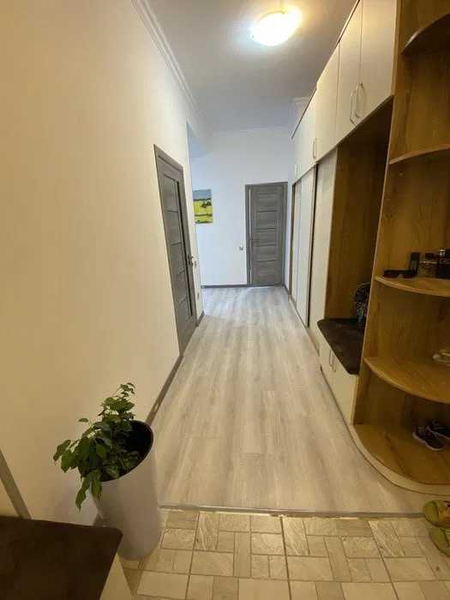 Продам квартиру Мирзо-Улугбекский р-н, Буюк ипак йули Цена Горит#