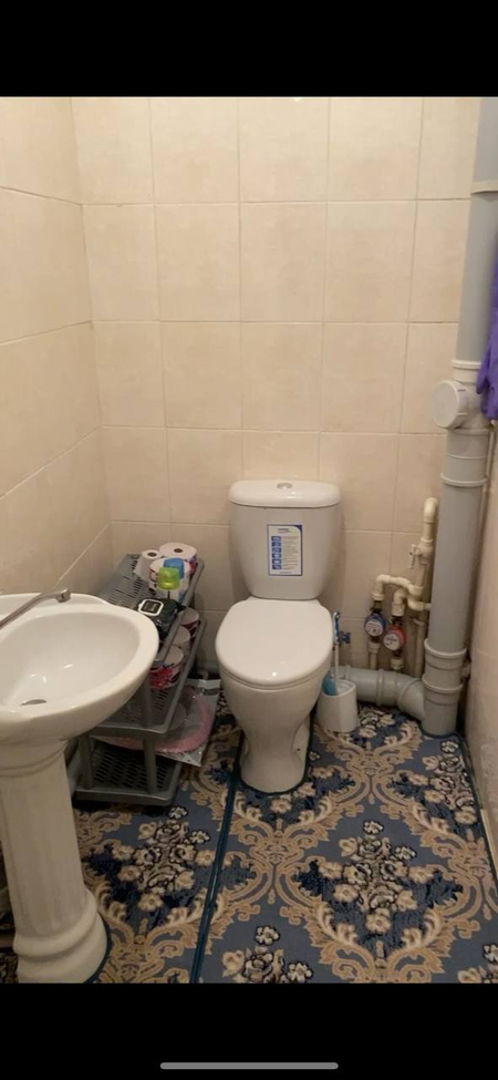 Продается срочно квартиру 93 кв алмазарский р.н
