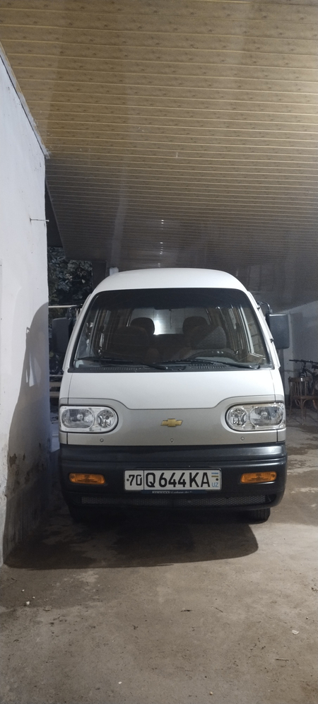 Damas DLX  Sotiladi