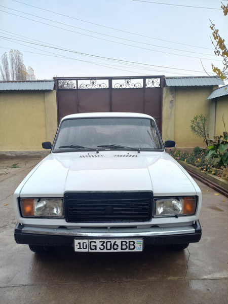 ВАЗ 2107 срочно продам 1700$