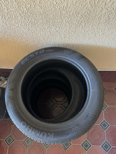 Шины заводские KUMHO 215/55 R17
