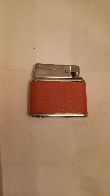 продаю советскую зажигалку