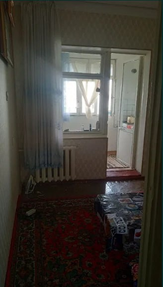 Квартира на Кушбеги 2в3/5/5 без ремонта локации топ